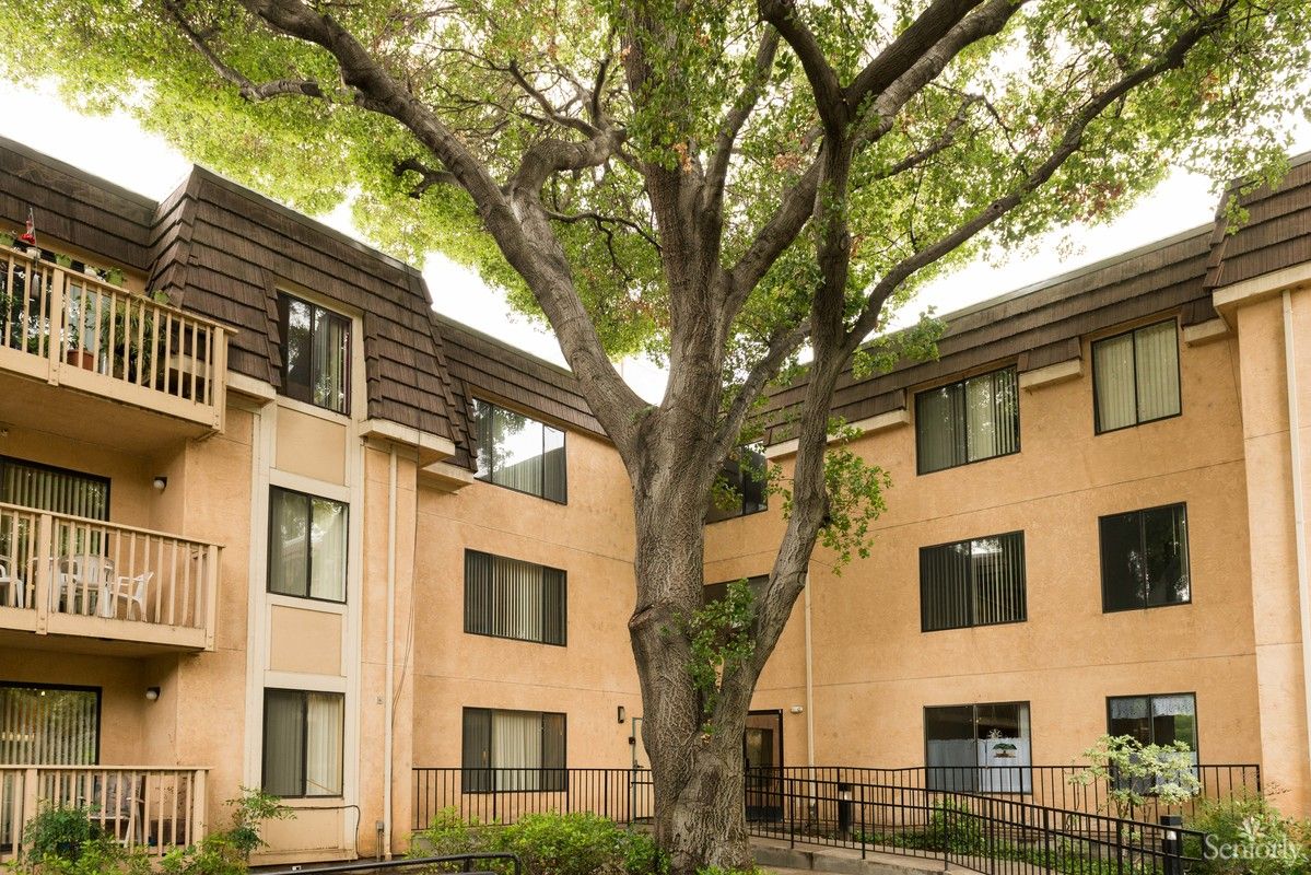Landmark Villa Senior Residential & Assisted Living - Pricing, Photos ...